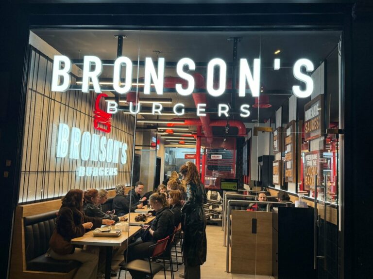 Best Burger Restaurant Hackney - Bronson's Burgers